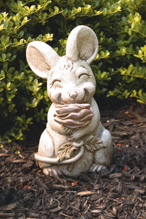 Rosey Mouse Statue – Southern Idaho Landscape Center
